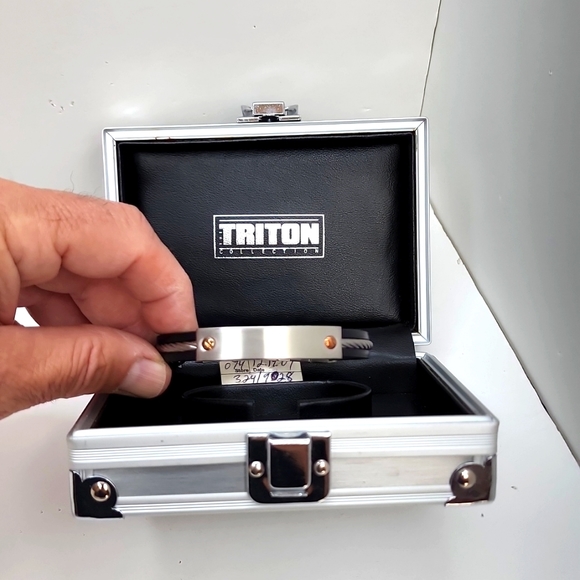 Triton | Accessories | Triton Mens Triton Rubber Bracelet 4kyg Mever ...